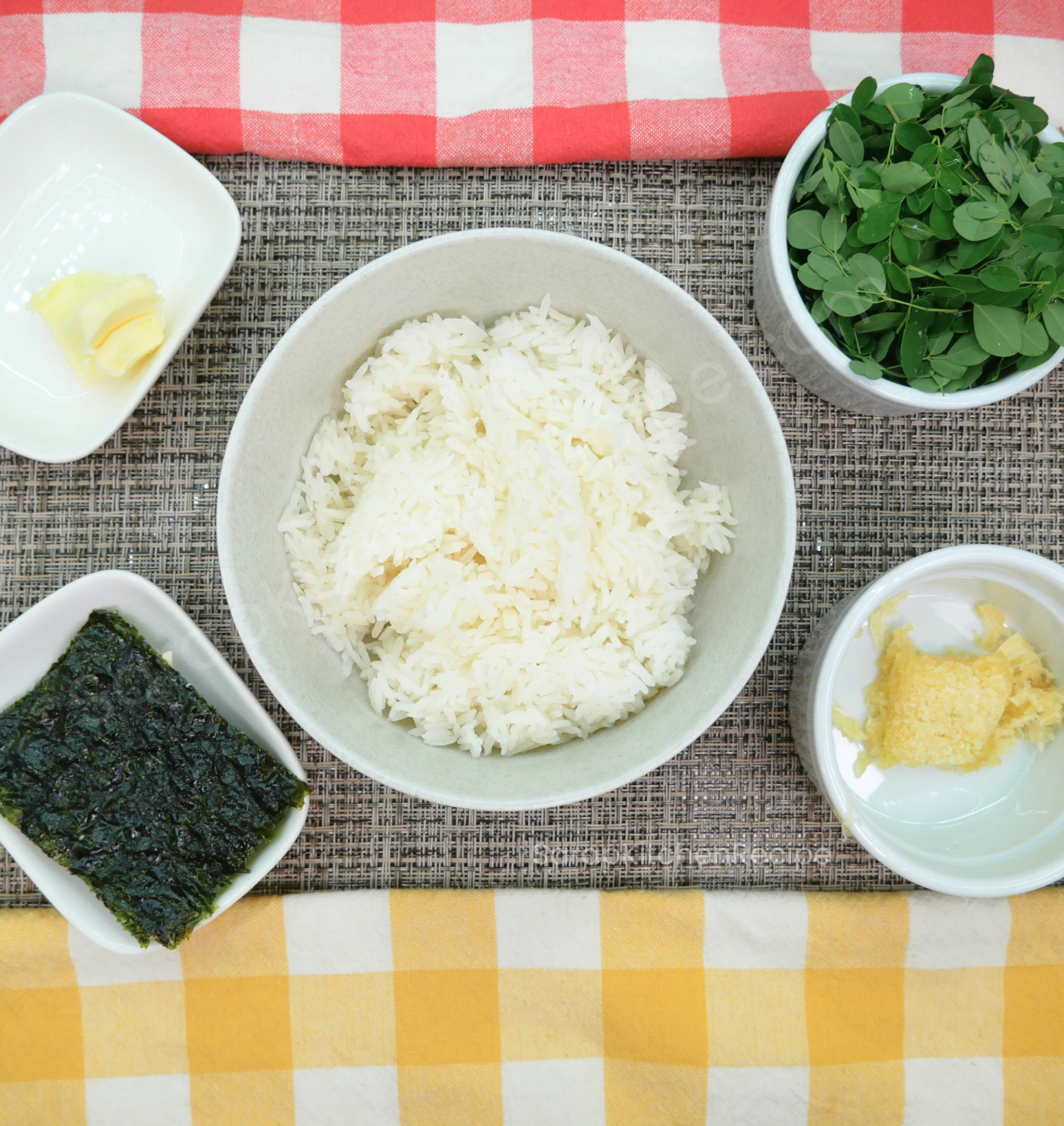 Moringa Fried Rice (Sinangag na may Malunggay)